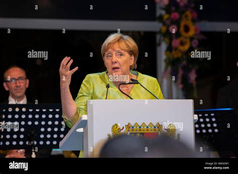 Angela Merkel beim Staatsempfang im Anschluss an Eröffnung der