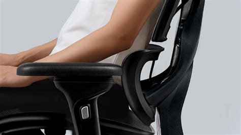 Discover Flujos Bea Ergonomic Office Chair In Singapore