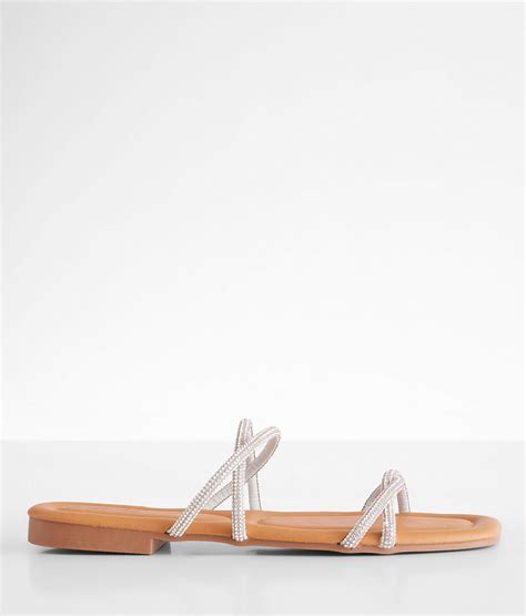 Qupid Mega Glitz Sandal Womens Shoes In Silver Rhinestone Buckle