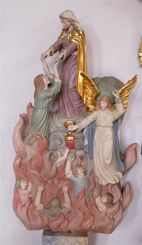 As Almas Santa Em Purgatório Detalhe Do Altar Na Igreja Católica Santo