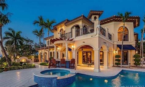 12 Million Waterfront Mansion In Fort Lauderdale FL Homes Of The Rich