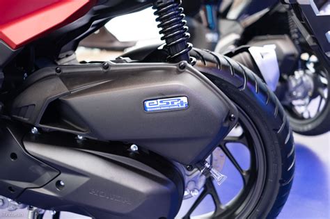 Ra giấy trên dưới 60 triệu, chọn Honda Air Blade 160 hay Honda Vario ...