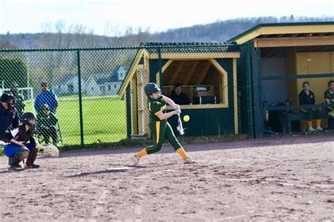 Comets Cruise Past Crimson Tide Ruby Dasaro And Anna Smith Hit Grand