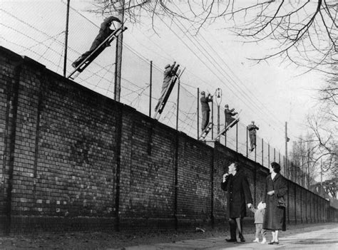 1961 1989 La Vie Au Pied Du Mur De Berlin GEO