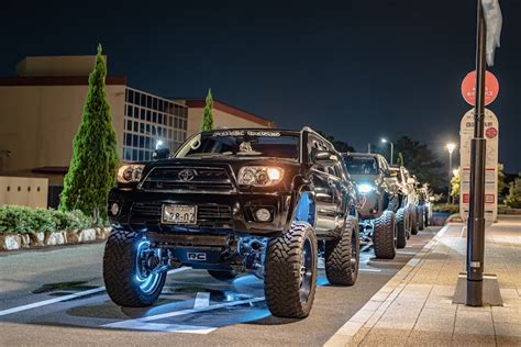 ハイラックスサーフのハイラックスサーフ215・4runner・スクワット・タイヤ、ホイール売りますに関するカスタム事例｜車のカスタム情報は