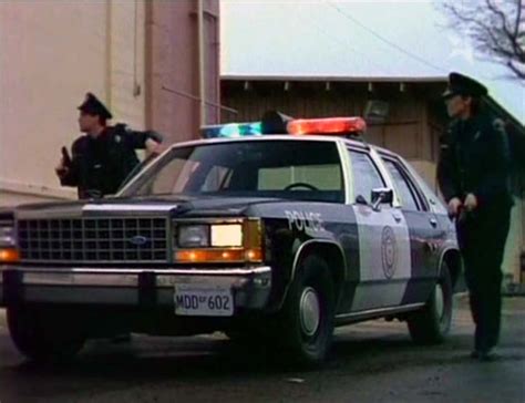 Imcdb Org Ford Ltd Crown Victoria In Jump Street