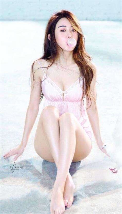 趙麗穎罕見寫真照曝光，網友：第二張最誘惑，第五張最大膽 每日頭條