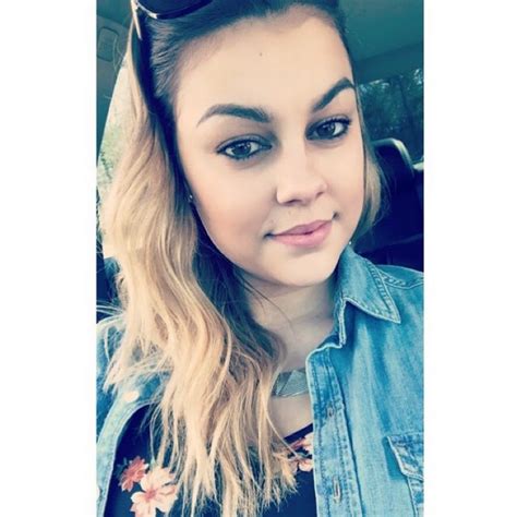 Courtney Benoit Youtube