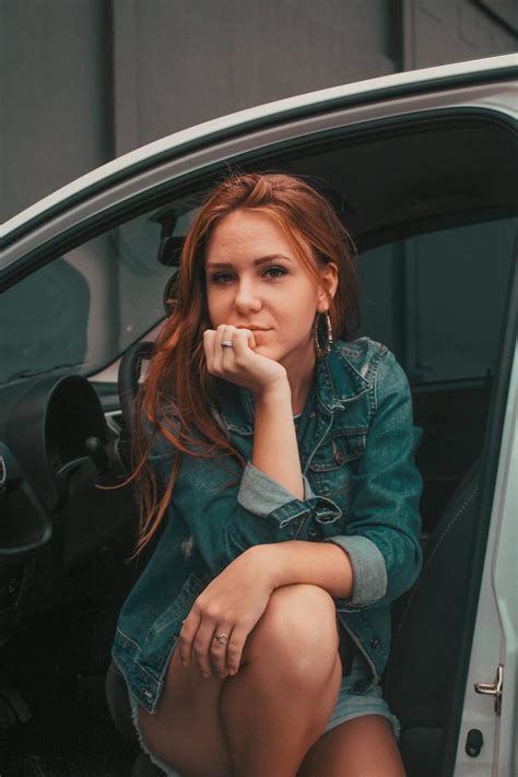 Základová Fotografie Na Téma Atraktivní Barvy Blond Vlasy Zdarma