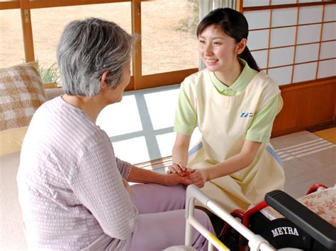 湘南国際アカデミー 学校案内、資料請求はコチラ ベスト進学ネット