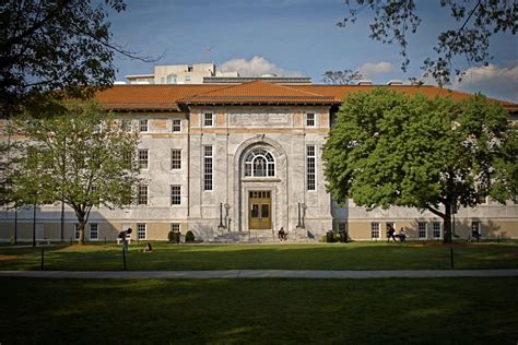 25 Facts About Emory University