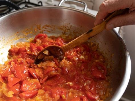 Yemeklerde Hangi Salça Kullanılır