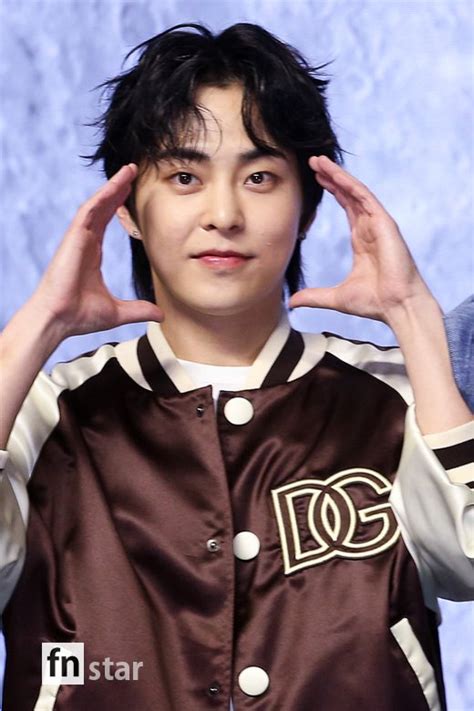 [포토] 엑소 시우민 심쿵 눈맞춤 헉스