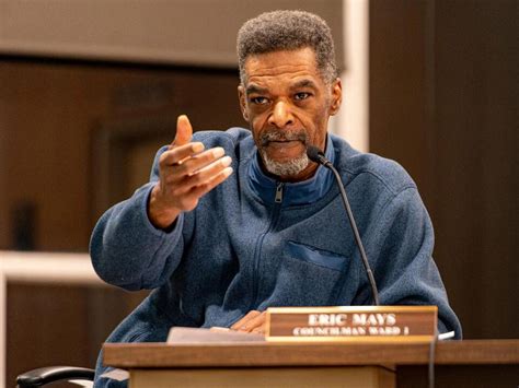 Eric Mays Son Sues Flint Mayor Officials Over Late Councilmans Life Insurance Policy