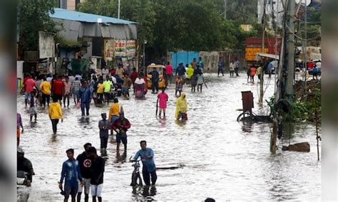 Heavy Rains Lash Chennai Other Regions In Tamil Nadu — Schools Closed