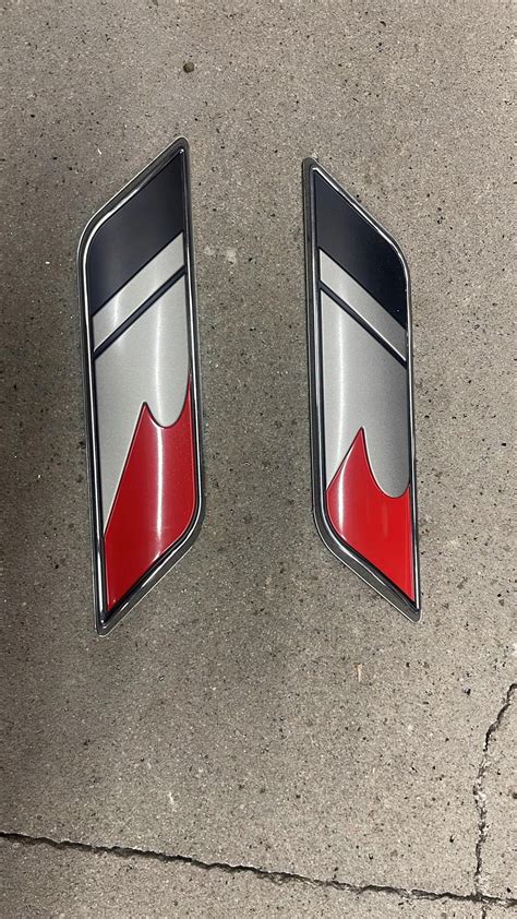 Ford Mustang emblemat znaczek błotnik ROUSH J za zł z Kraków Allegro pl