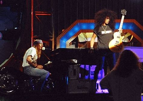 Axl Rose Slash Guns N Roses Rehearsals For November Rain At Mtv