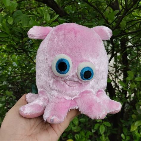 Disney Pixar Finding Nemo Pearl Plush Toy Hobbies And Toys Toys And Games On Carousell