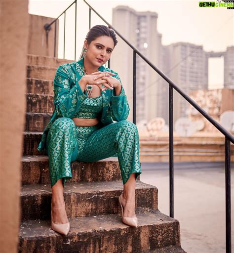 Madhurima Tuli Wiki Biography Age Gallery Spouse And More