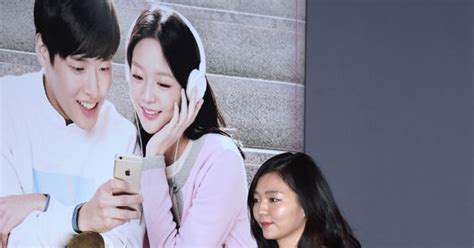 사진 이솜핑크빛 각선미