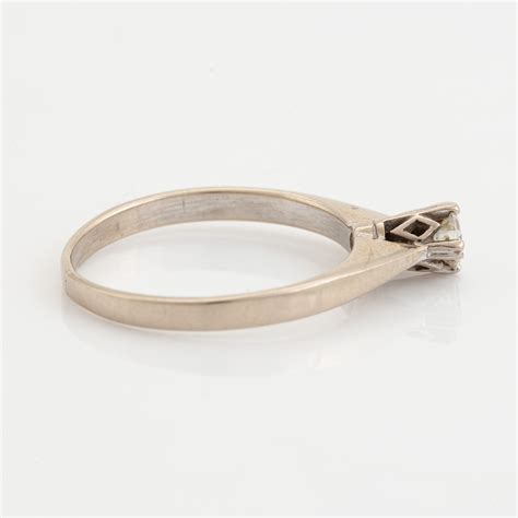 Ring Enstensring Med Briljantslipad Diamant Ct Bukowskis