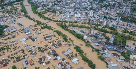Chuva intensa deixa SC das cidades em situação de emergência