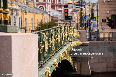 상트 페테르부르크 러시아 엎질러진 피에 유명한 랜드 마크 교회 구세주와 도시 전망 0명에 대한 스톡 사진 및 기타 이미지 0명 강 건축 Istock