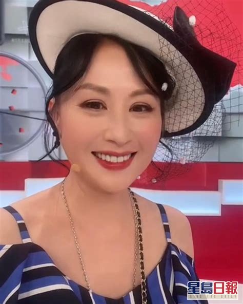 江欣燕汪明荃合照濾鏡太重手 75歲阿姐都變網紅臉皮膚白到冇血色 星島日報