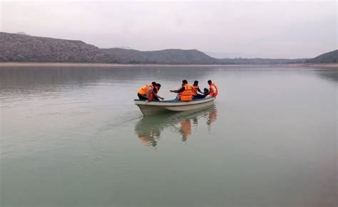 Mueren niños en plena excursión tras naufragio de embarcación en