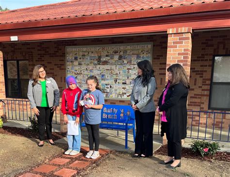 Beamer Park Elementary School Holds Ribbon Cutting For New Friendship