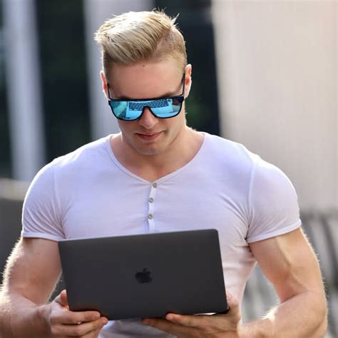 Martin Filippov Teacher It Lead Seo Smm Martinfilippov • Threads Say More