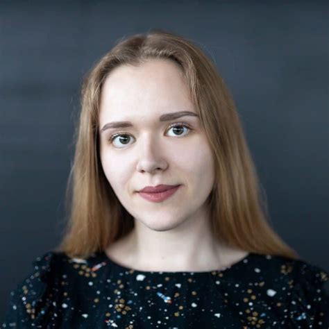 Nastassia Paskrobka Medium