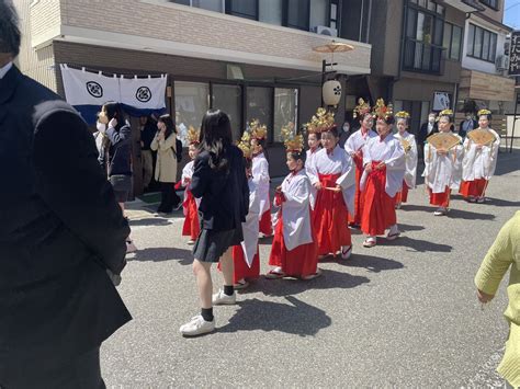 飛騨市観光協会【公式】 Hida Tourism Association On Twitter 神岡町二社一宮より 渡御 が始まってい