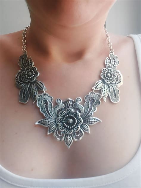 Big Flower Necklacestatement Necklace Statement Necklaces Silver