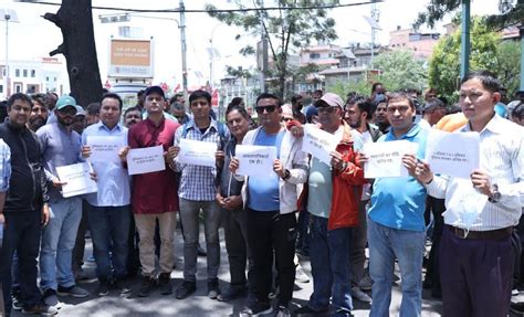 अर्थमन्त्री नक्कली परे पूँजी बजार कोमामा जान्छ भिडियाे Arthasansar