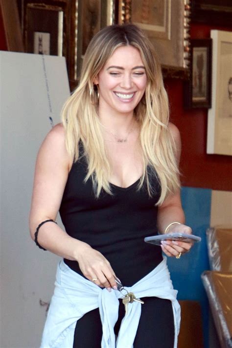 Hilary Duff Sexy Cleavage Hot Celebs Home