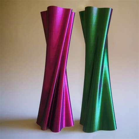 Twisted Vase 3d Model By Sona On Thangs
