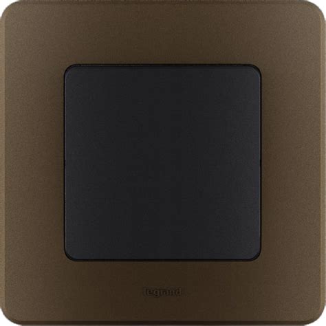 Купить Online розетки и выключатели Legrand Inspiria