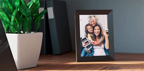 Hands On Review Of The Nixplay 10 1” Smart Photo Frame Model W10f