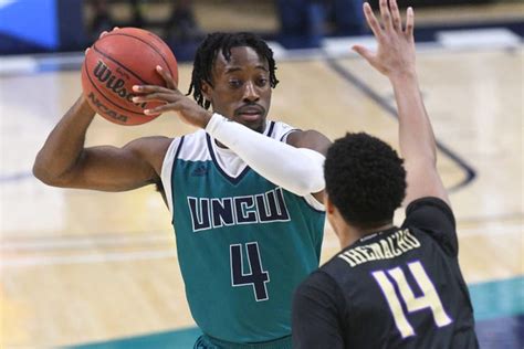 Uncw Vs James Madison Saturday At Trask Coliseum