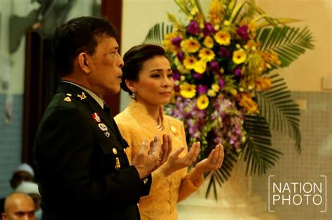 ‘ในหลวง พระราชินี พระราชทานรางวัลทดสอบการอัญเชิญพระมหาคัมภีร์อัลกุรอาน