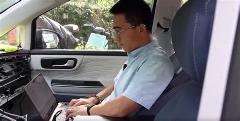 车轮上的互联网人智能网联汽车测试员自动驾驶的幕后守护者 中国日报网