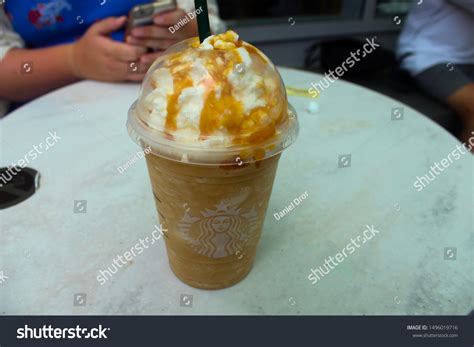 3 Starbucks Caramel Machiato Images, Stock Photos & Vectors | Shutterstock