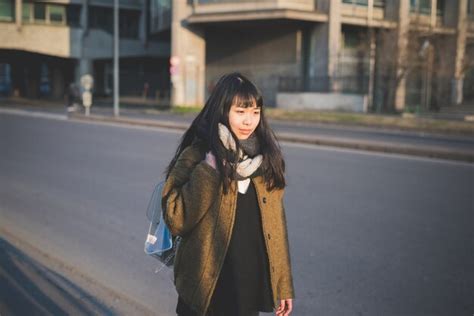 Premium Photo Young Beautiful Asian Hipster Woman