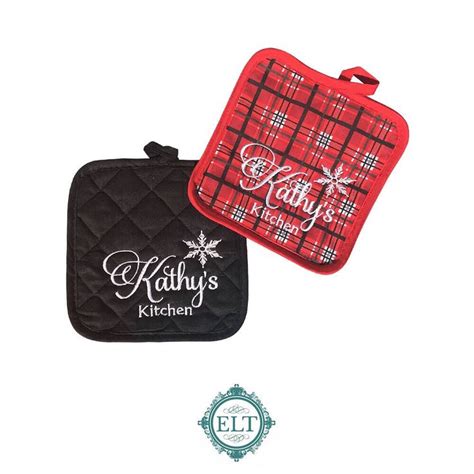 Spread Holiday Cheer With Personalized Christmas Pot Holder T Set