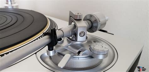 Technics Sl 1200g Direct Drive Turntable System Grand Class Photo