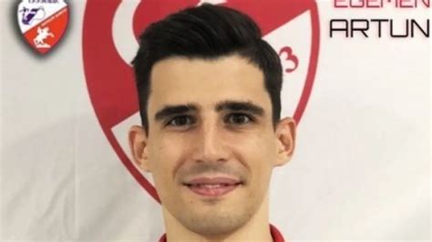 Pfdkya Sevk Edilen Egemen Artun Ne Ceza Alacak Egemen Artun Kimdir Hangi Maçları Yönetti