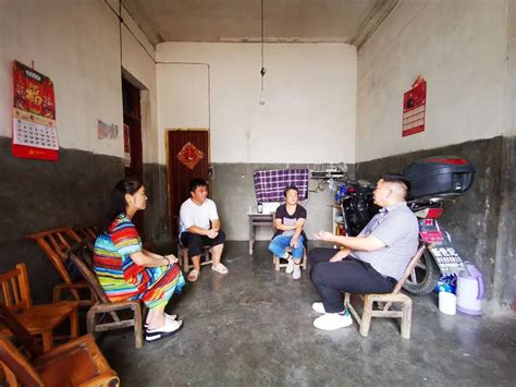 汽车工程学院开展暑期“万名辅导员访万家”活动 湖北工业职业技术学院新闻网 欢迎你