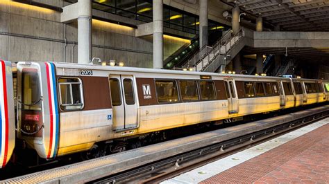 WMATA Rehab Breda 2000 Series On The Green Line At Hyattsville Crossing