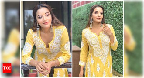 Photos Monalisa Looks Pretty As She Poses In This Yellow Kurti